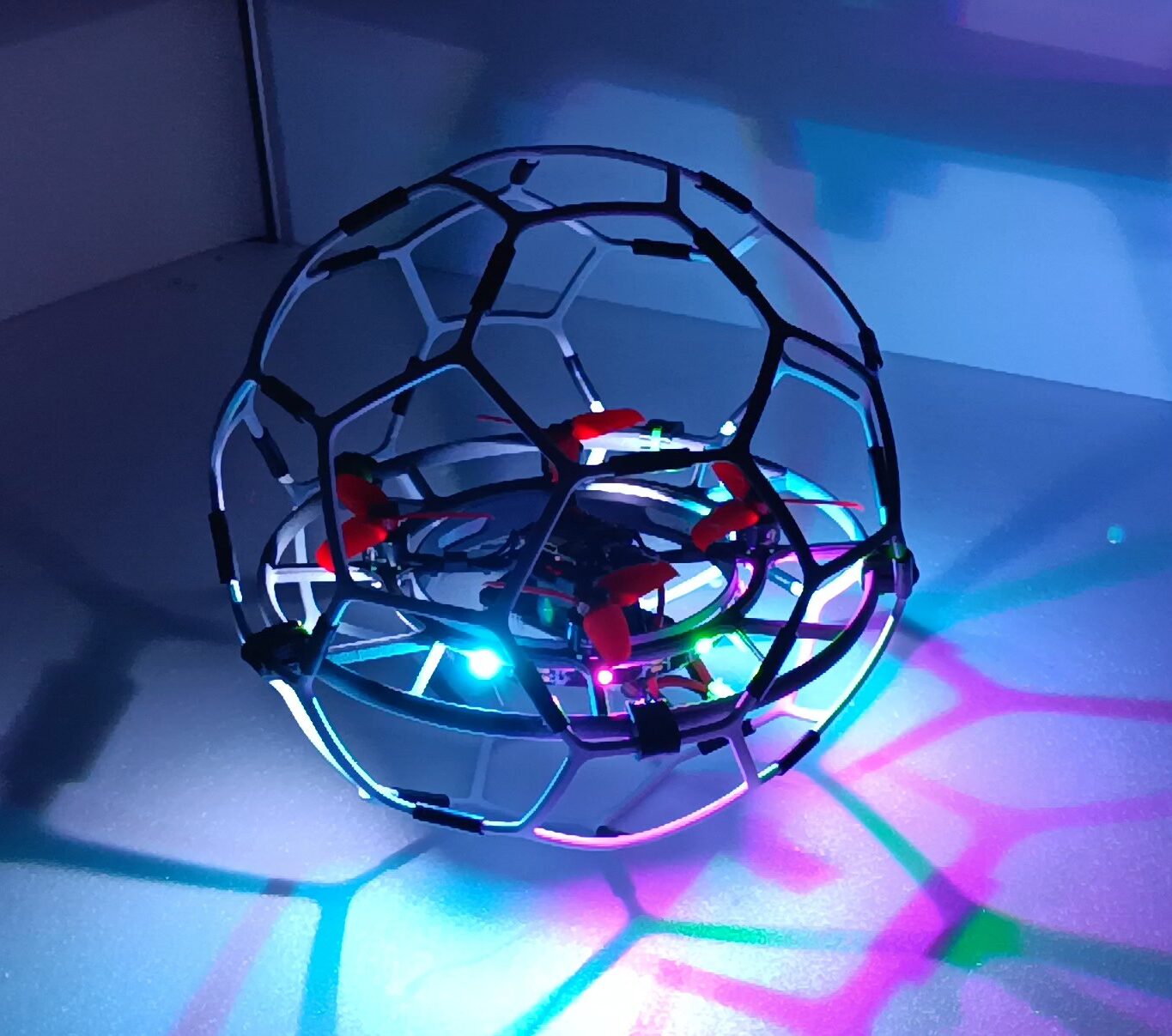 A- Drone Soccer Ball – Pack Drone Prêt à voler (Confirmé) – www ...